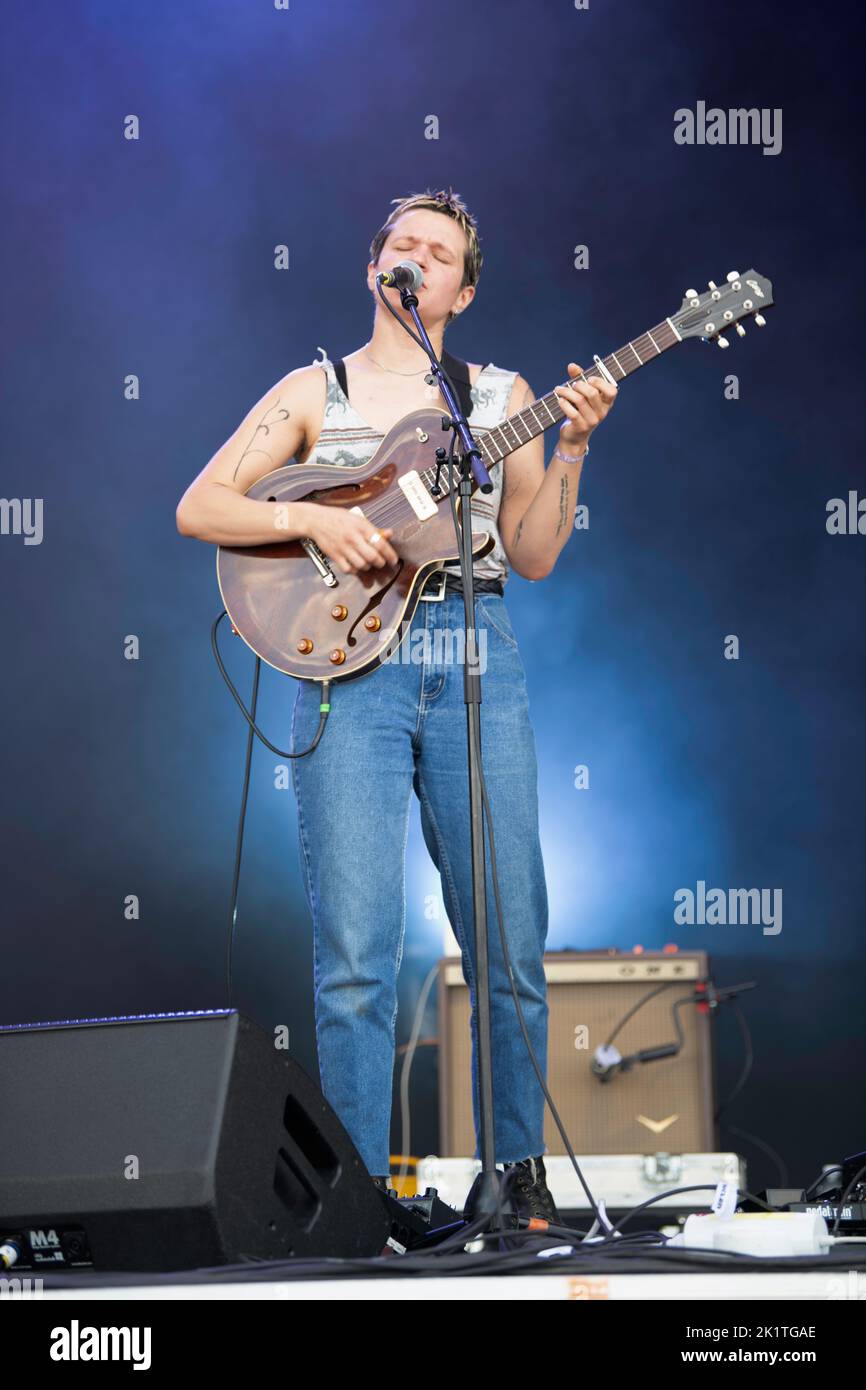 Max oleartchik bassista -Fotos und -Bildmaterial in hoher Auflösung – Alamy
