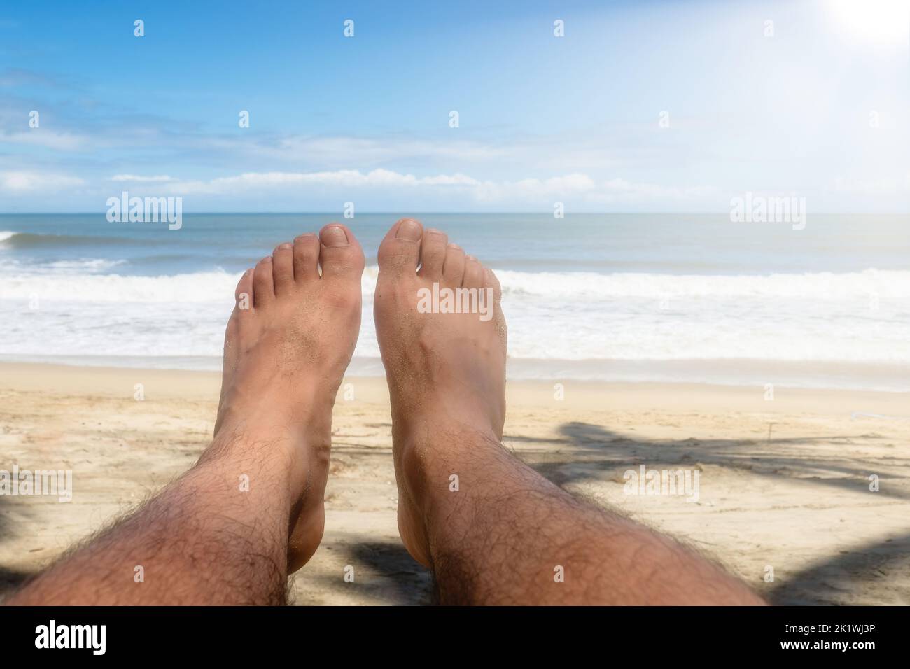 Schöne männer füße -Fotos und -Bildmaterial in hoher Auflösung – Alamy