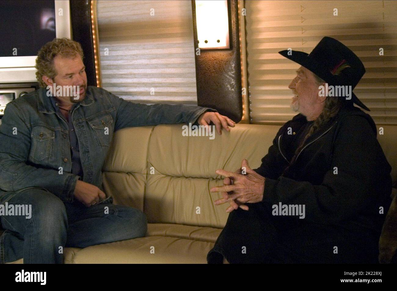 Broken bridges -Fotos und -Bildmaterial in hoher Auflösung – Alamy