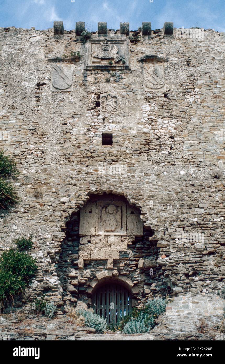 Burg von Methoni - eine mittelalterliche Festung in der Hafenstadt ...