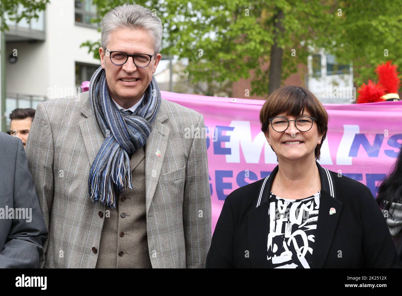 Bernd Schaefer ( Buergermeister Bergmann SPD ) Saskia Esken ...