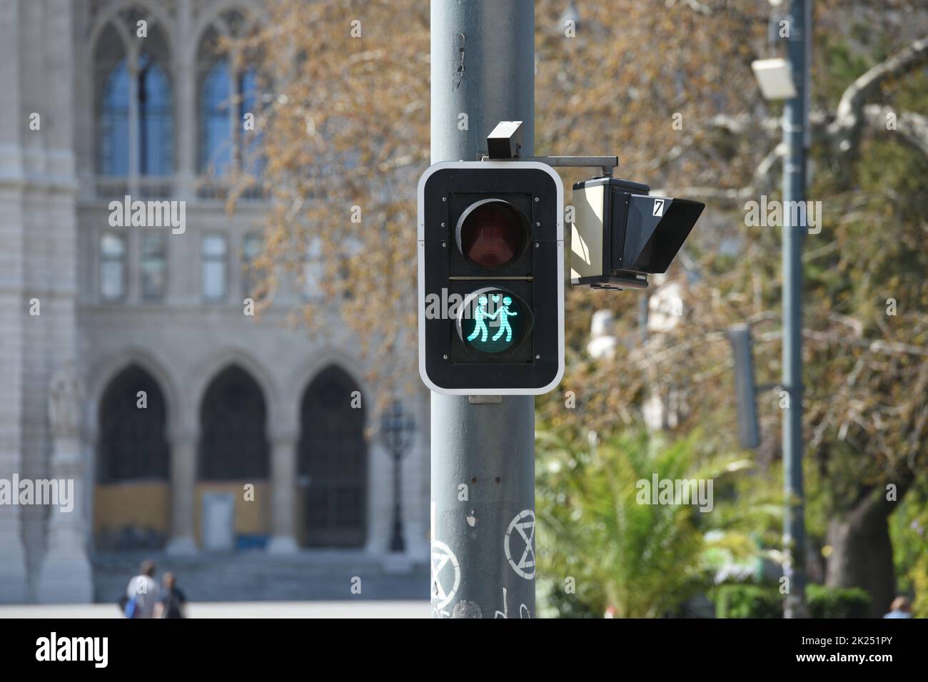 Ampel in Wien mit Ampelpärchen - Ampel in Wien mit zwei Ampeln ...