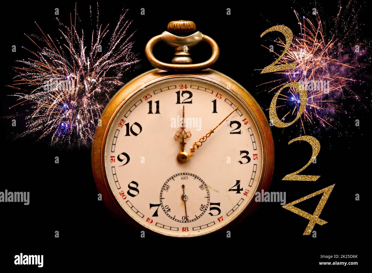 Neujahrsuhr 2024 -Fotos und -Bildmaterial in hoher Auflösung – Alamy