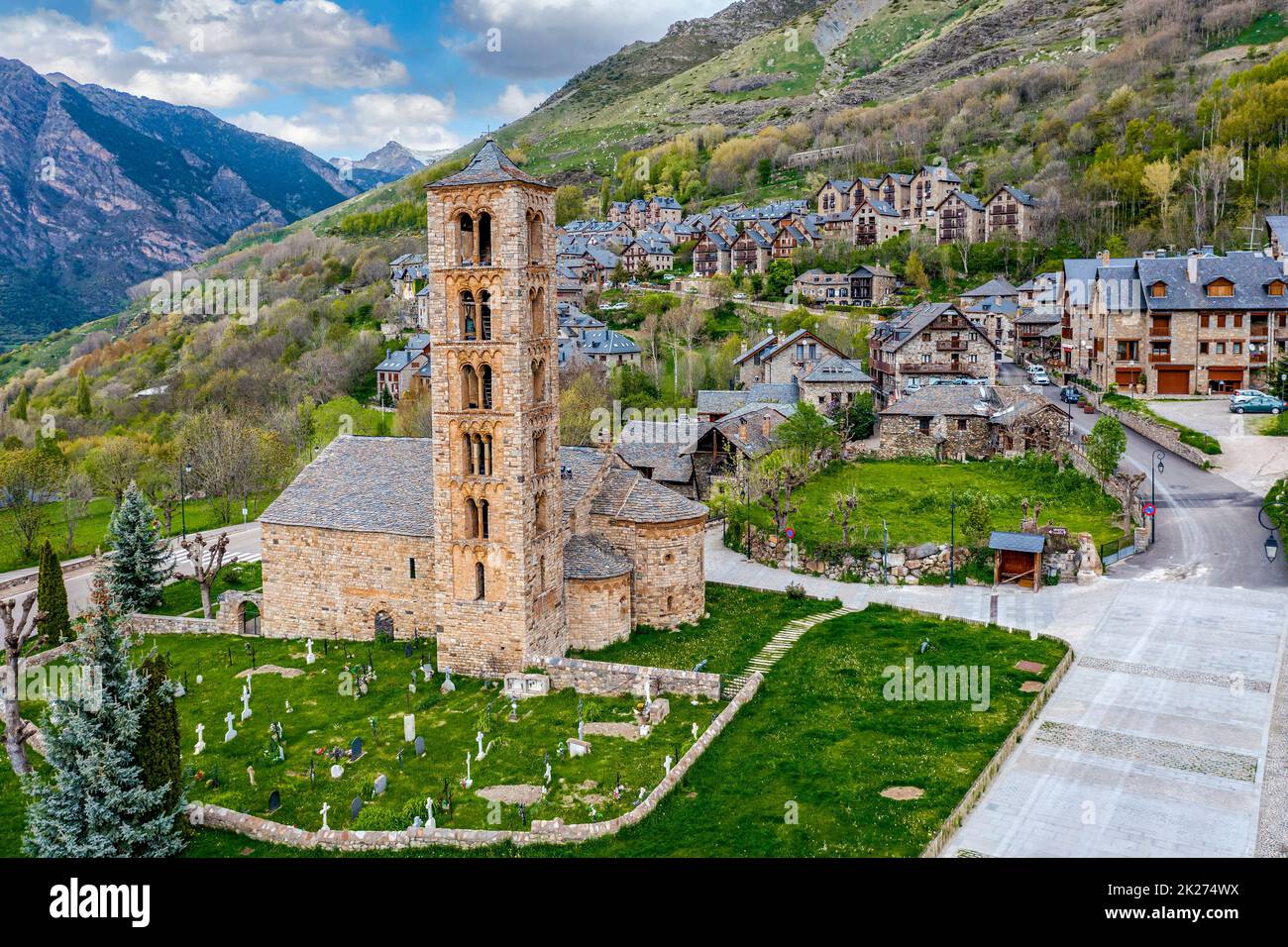 Kirche von sant climent de taull -Fotos und -Bildmaterial in hoher ...