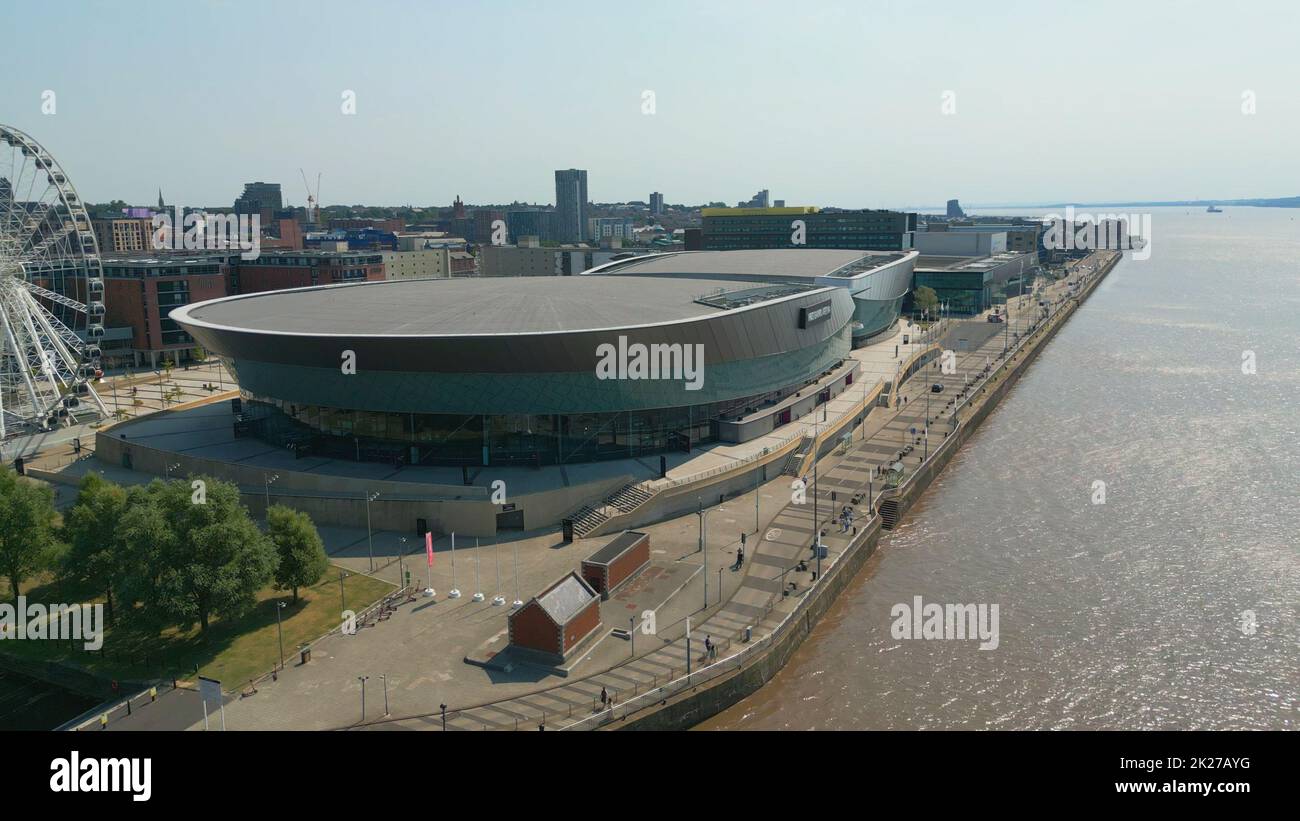 M S Bank Arena Liverpool an den Docks - Luftaufnahme - LIVERPOOL, UK ...