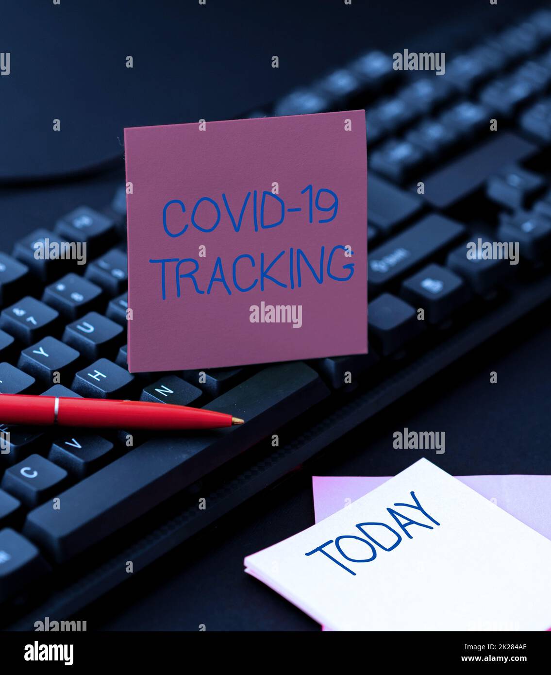 Konzeptionelle Beschriftung Covid 19 Tracking. Internet-Konzept Unterscheidungsprozess der ...