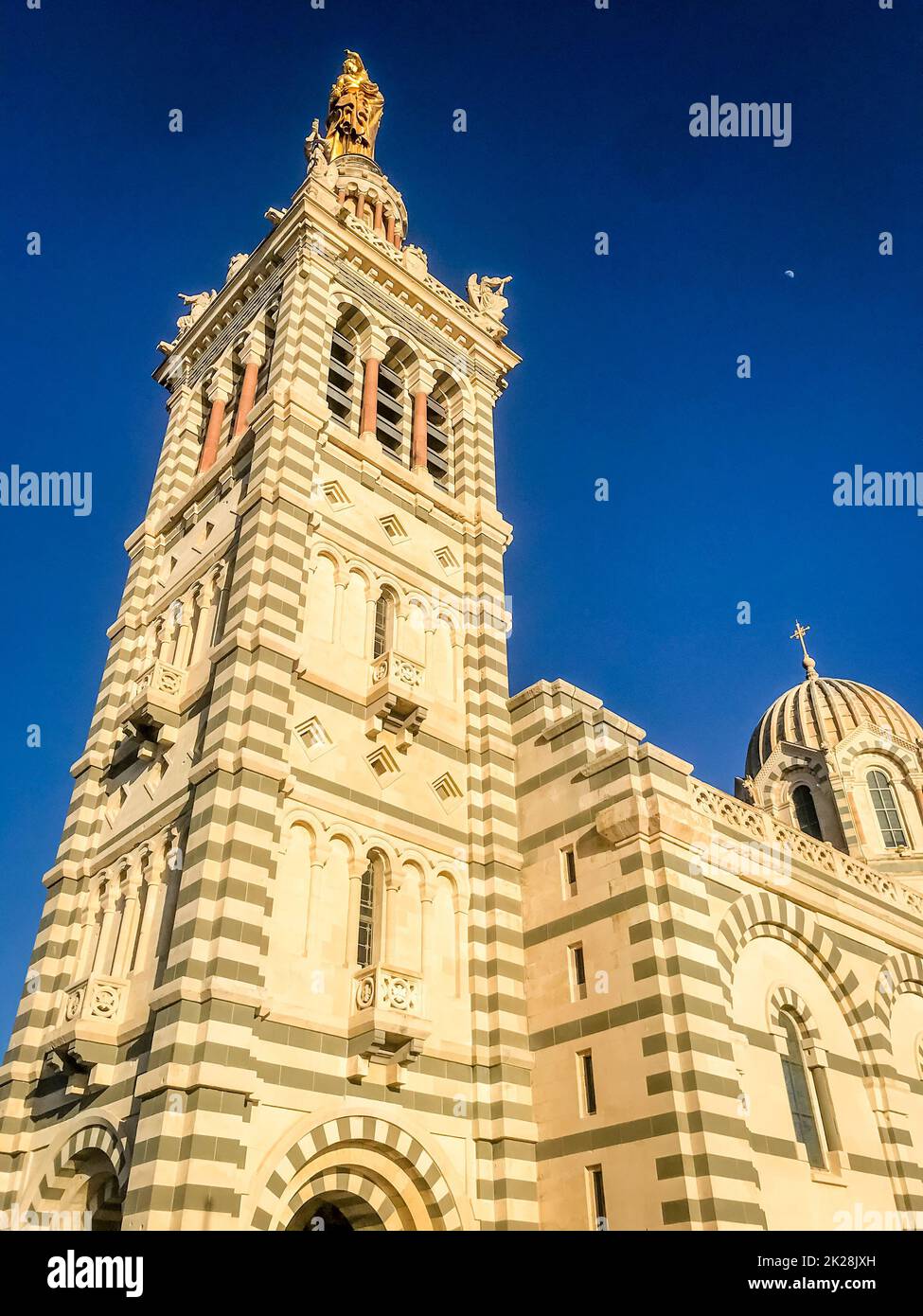 Basilica notre dame -Fotos und -Bildmaterial in hoher Auflösung – Alamy