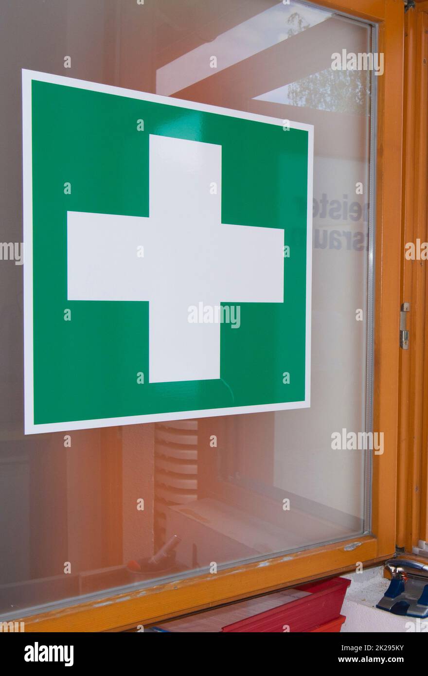Erste hilfe logo -Fotos und -Bildmaterial in hoher Auflösung – Alamy