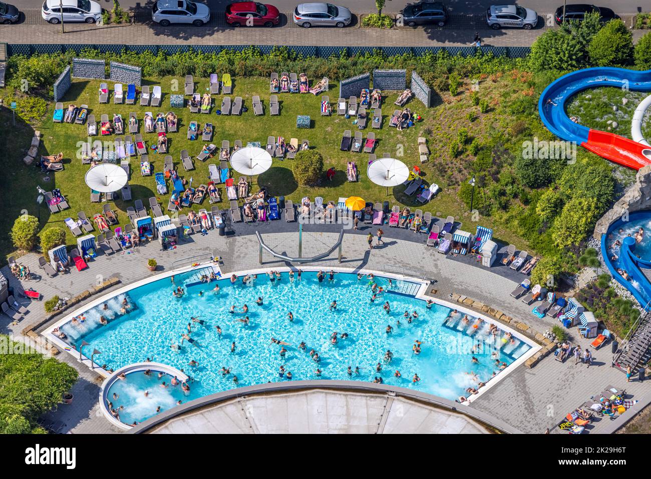Luftbild, Maximare Erlebnistherme Bad Hamm, Erlebnisbad mit Badegäste ...