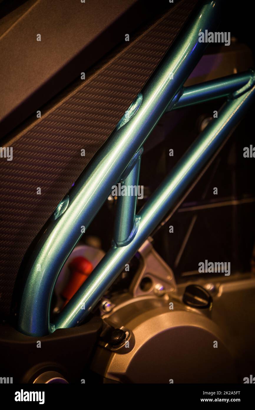 Motorcycle frame -Fotos und -Bildmaterial in hoher Auflösung – Alamy