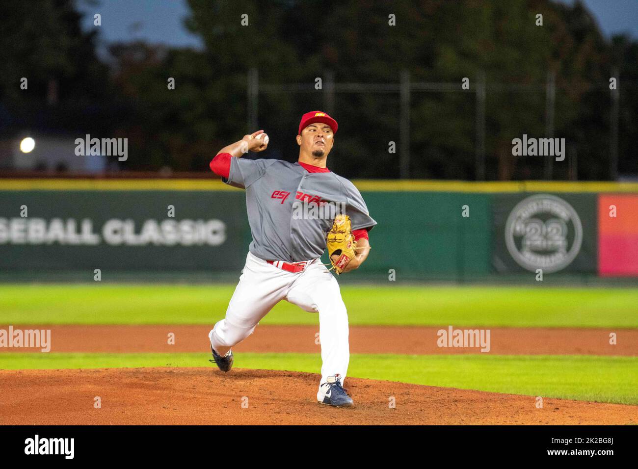 Armin wolf arena -Fotos und -Bildmaterial in hoher Auflösung – Alamy