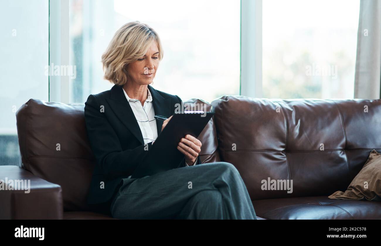 Psychologist sofa -Fotos und -Bildmaterial in hoher Auflösung – Alamy