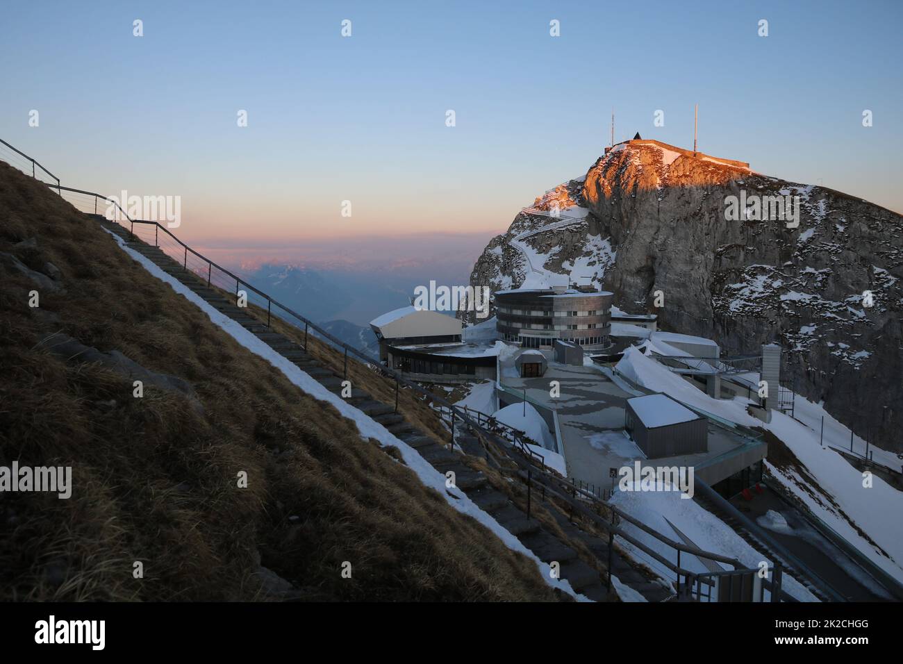 Esel pilatus -Fotos und -Bildmaterial in hoher Auflösung – Alamy