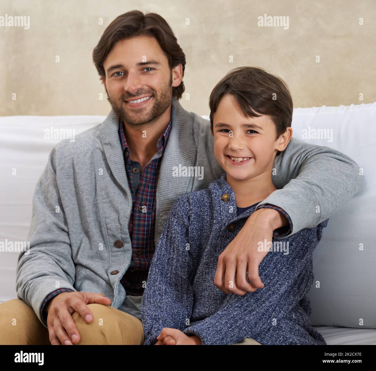 Stolz auf ihren sohn -Fotos und -Bildmaterial in hoher Auflösung – Alamy