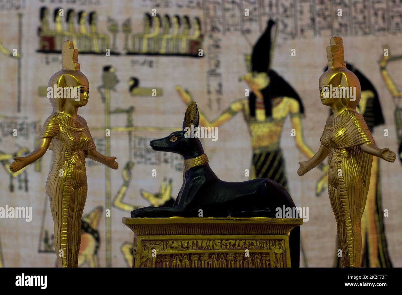 Statuetten der mythologie -Fotos und -Bildmaterial in hoher Auflösung – Alamy