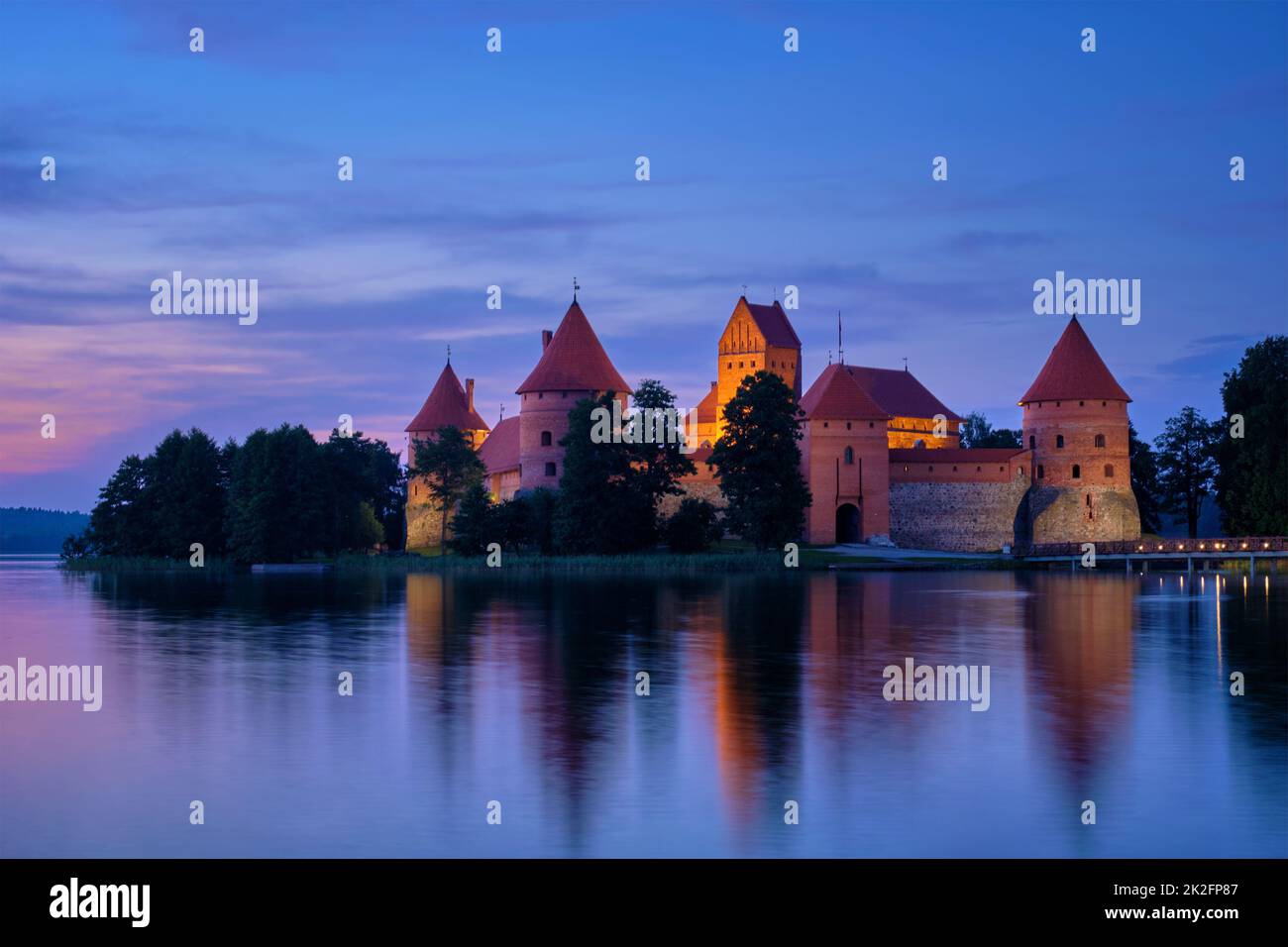 Insel schloss -Fotos und -Bildmaterial in hoher Auflösung – Alamy