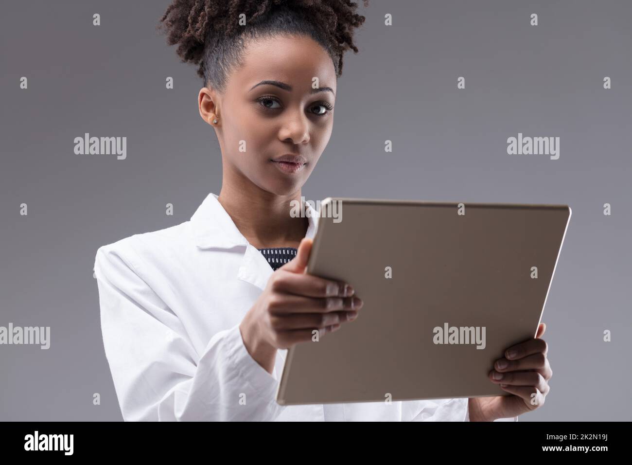 Weißer laborkittel -Fotos und -Bildmaterial in hoher Auflösung – Alamy