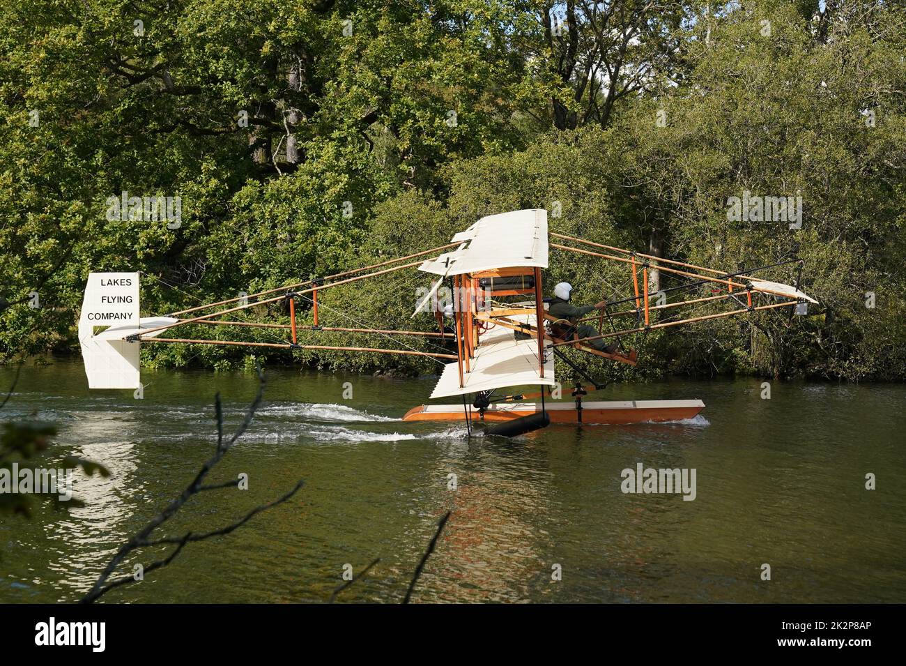 Eine Nachbildung von Waterbird, dem ersten erfolgreichen Wasserflugzeug ...