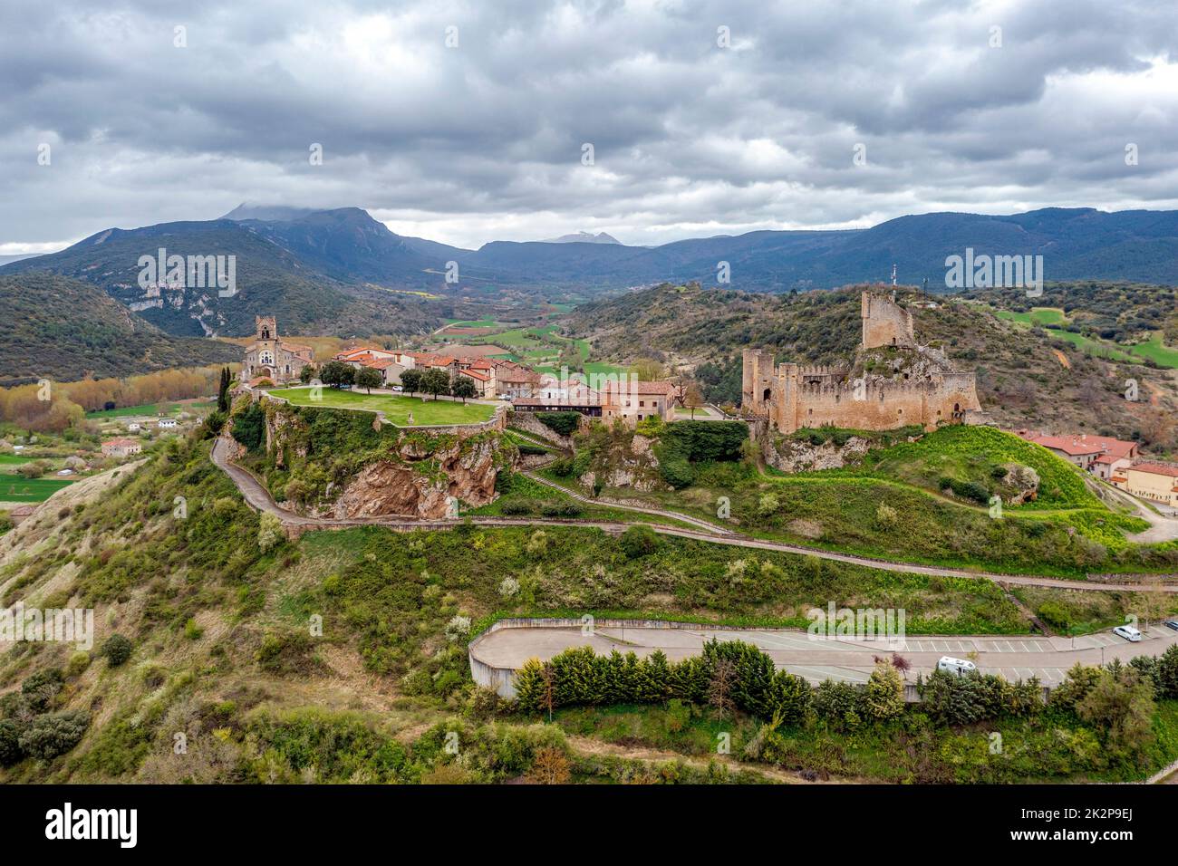 Burg von frias -Fotos und -Bildmaterial in hoher Auflösung – Alamy