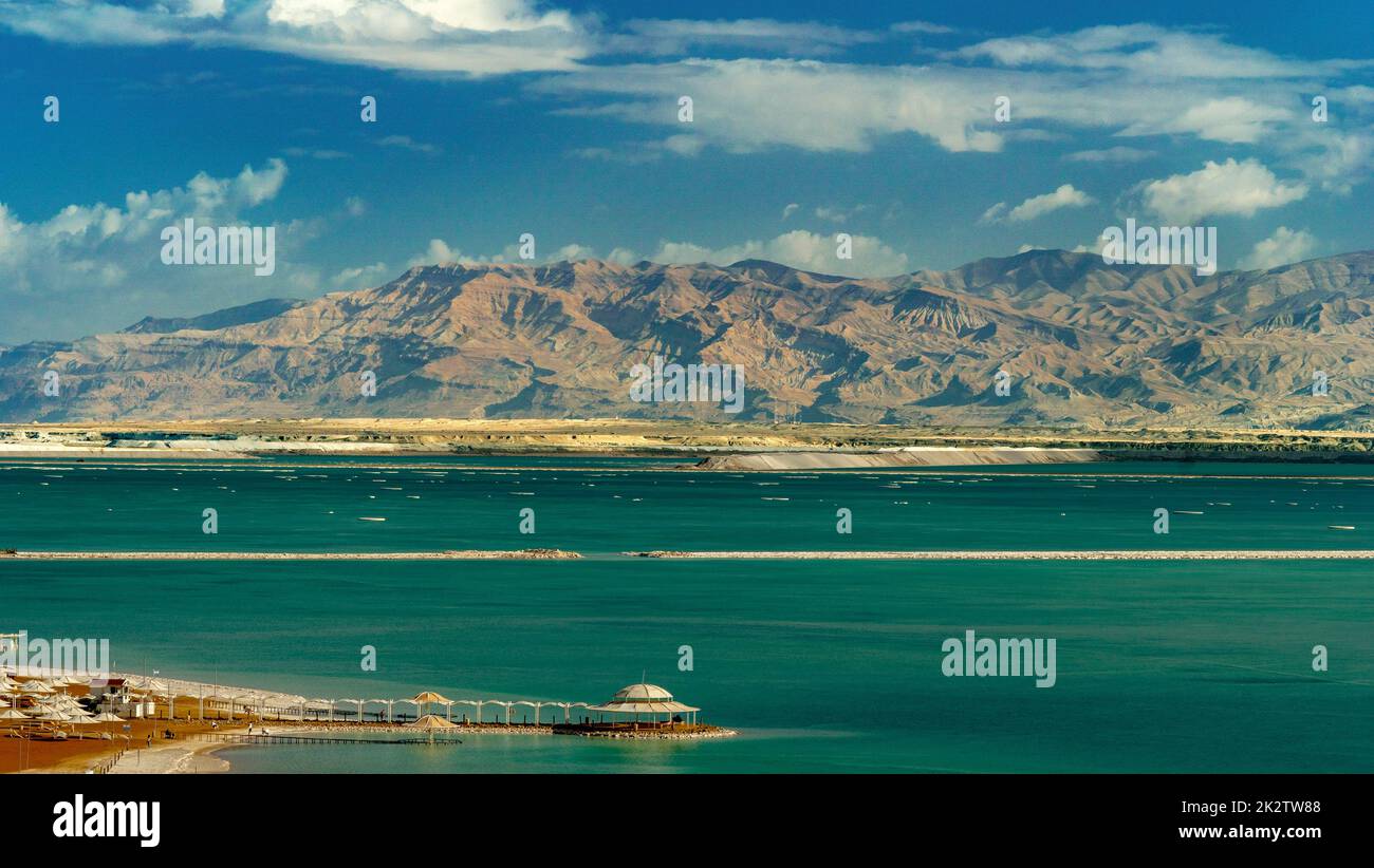 Sfondo alto -Fotos und -Bildmaterial in hoher Auflösung – Alamy