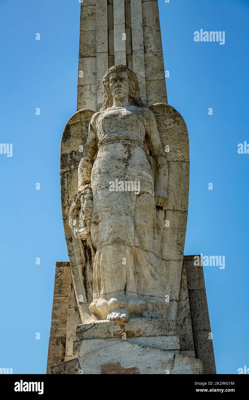 Horea closca und crisan obelisk -Fotos und -Bildmaterial in hoher ...