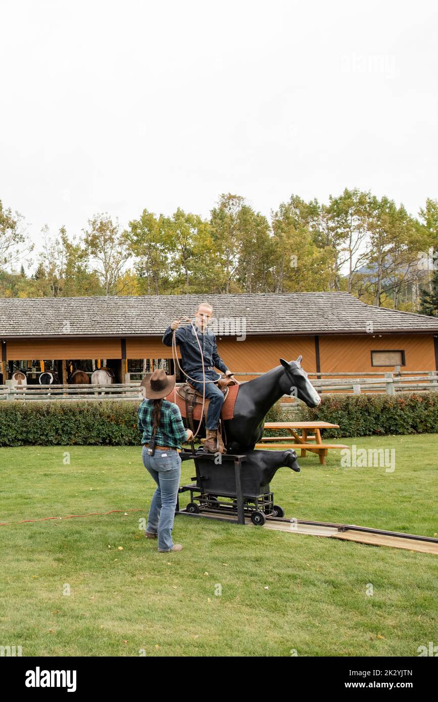 Frauen unterrichten -Fotos und -Bildmaterial in hoher Auflösung – Alamy