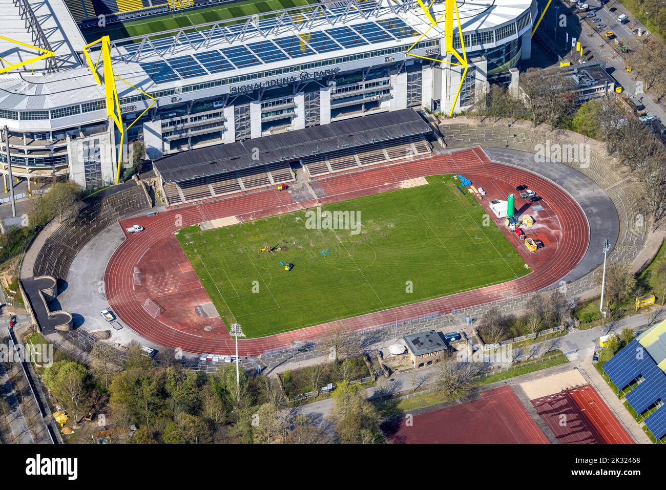 Luftaufnahme, Rote Erde Stadion im Signal-Iduna Park Fußballstadion ...