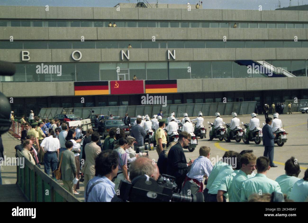 Bonn. Der Besuch des sowjetischen KPdSU-Führers Michael Gorbatscow mit ...