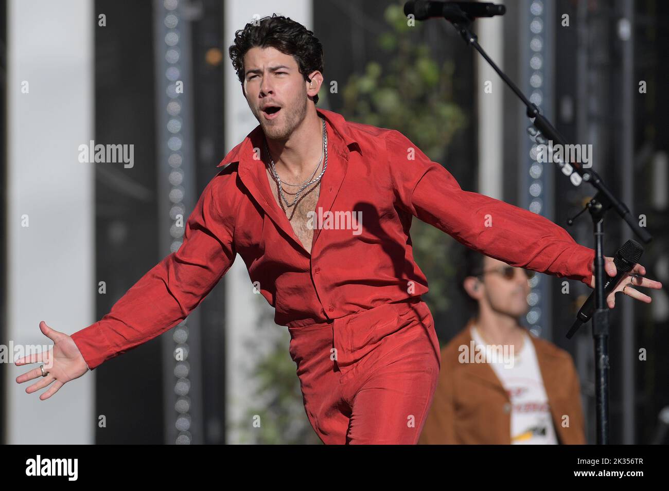 Nick Jonas und die Jonas Brothers treten am 24. September 2022 beim ...