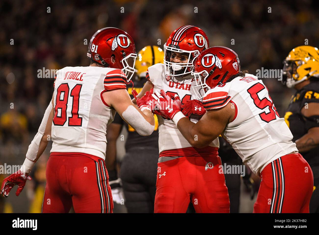 College teamkollegen -Fotos und -Bildmaterial in hoher Auflösung – Alamy