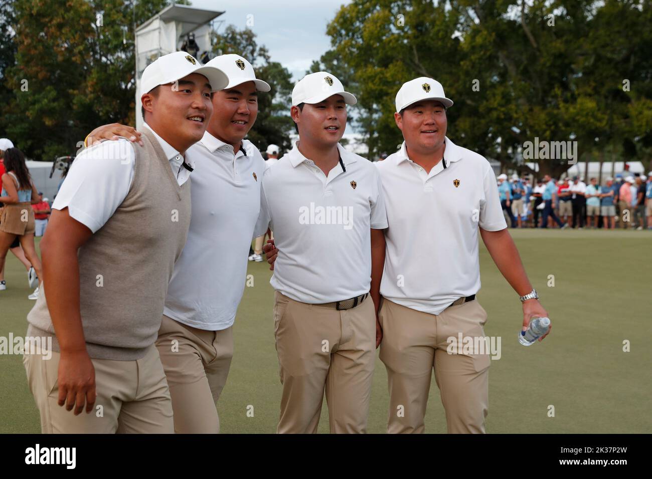 CHARLOTTE, NC - SEPTEMBER 24: Von links nach rechts International ...