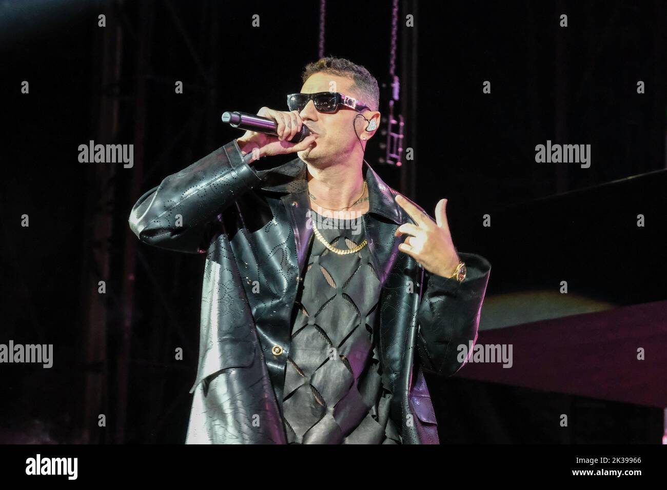 Verona, Italien. 25.. September 2022. Der italienische Rapper Fabio ...