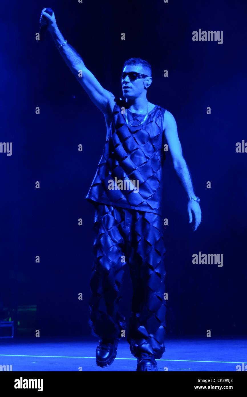 Verona, Italien. 25.. September 2022. Der italienische Rapper Fabio ...