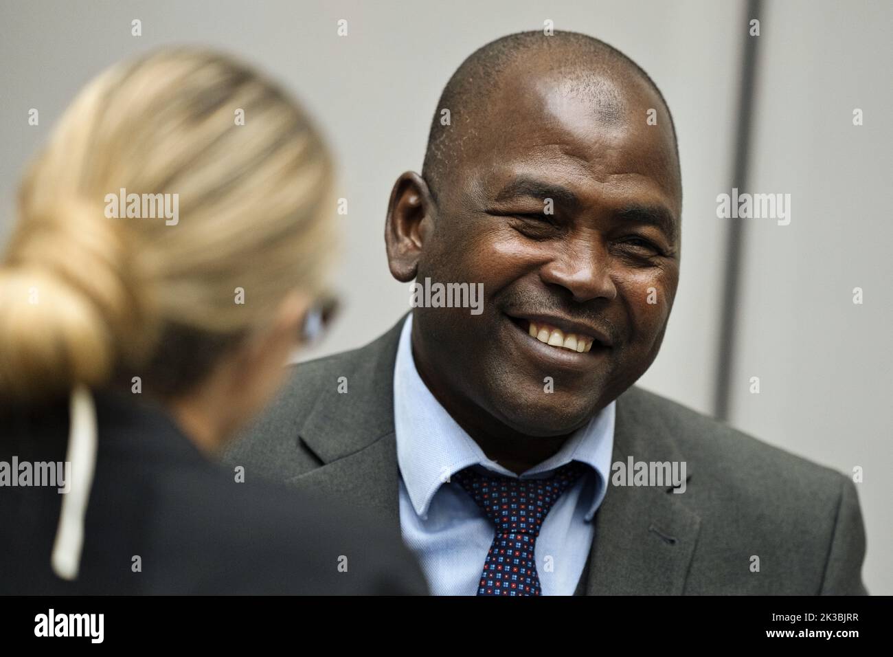 Ap out links rechts -Fotos und -Bildmaterial in hoher Auflösung – Alamy