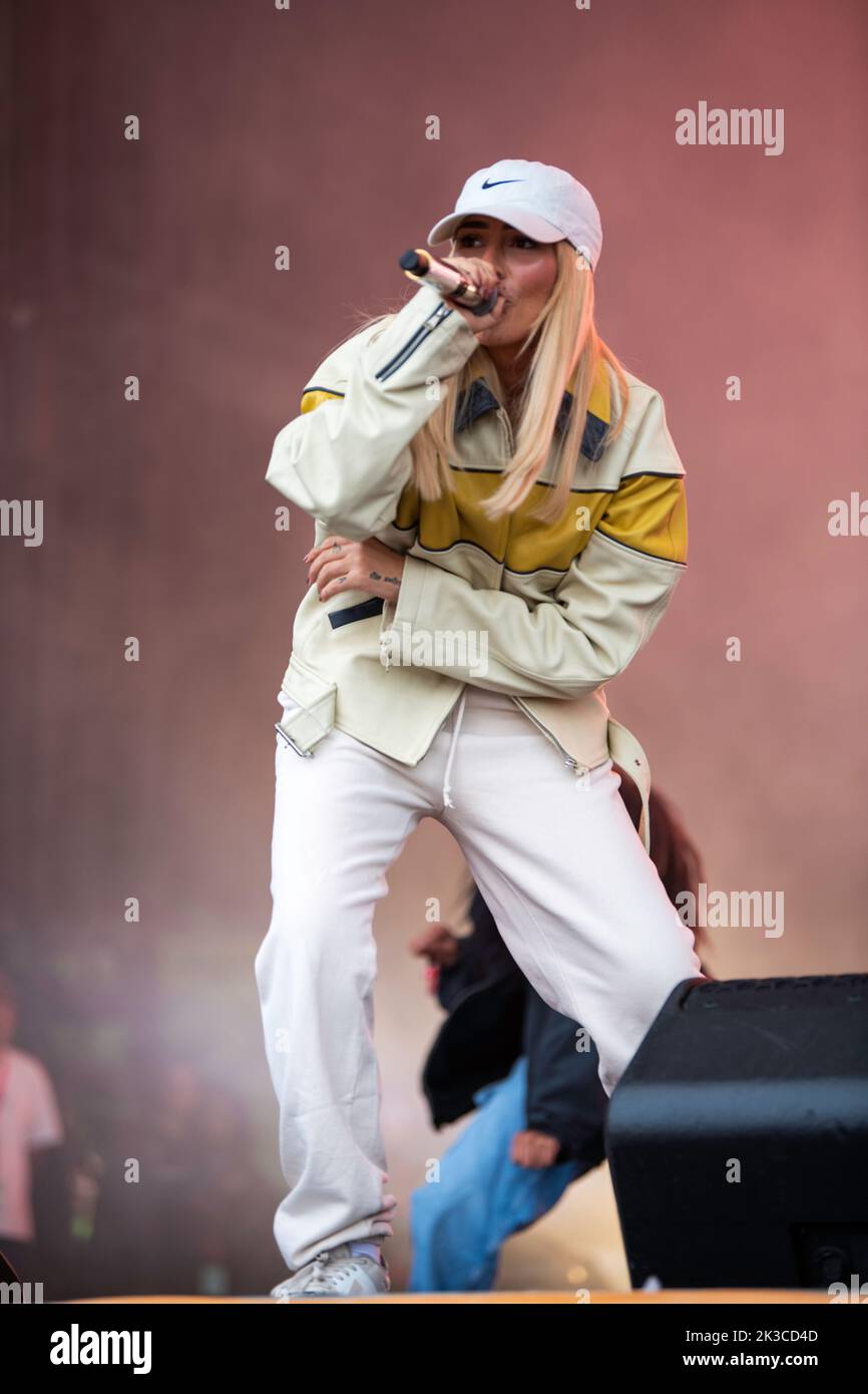Der Schweizer Rapper Loredana tritt beim Lollapalooza Festival in ...