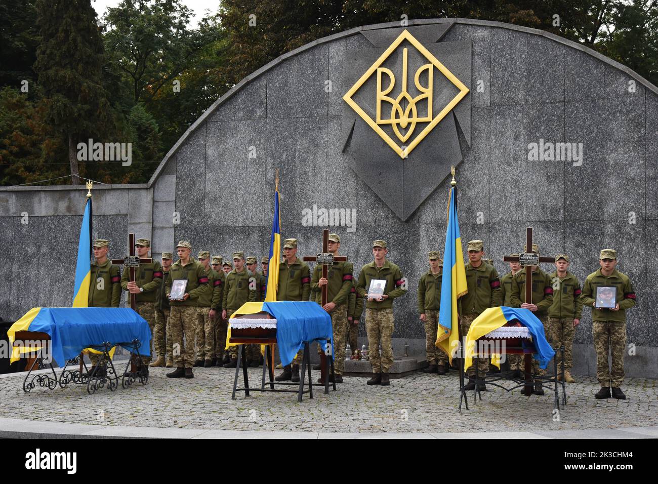 Lviv, Ukraine. 24. September 2022. Beerdigung der ukrainischen ...