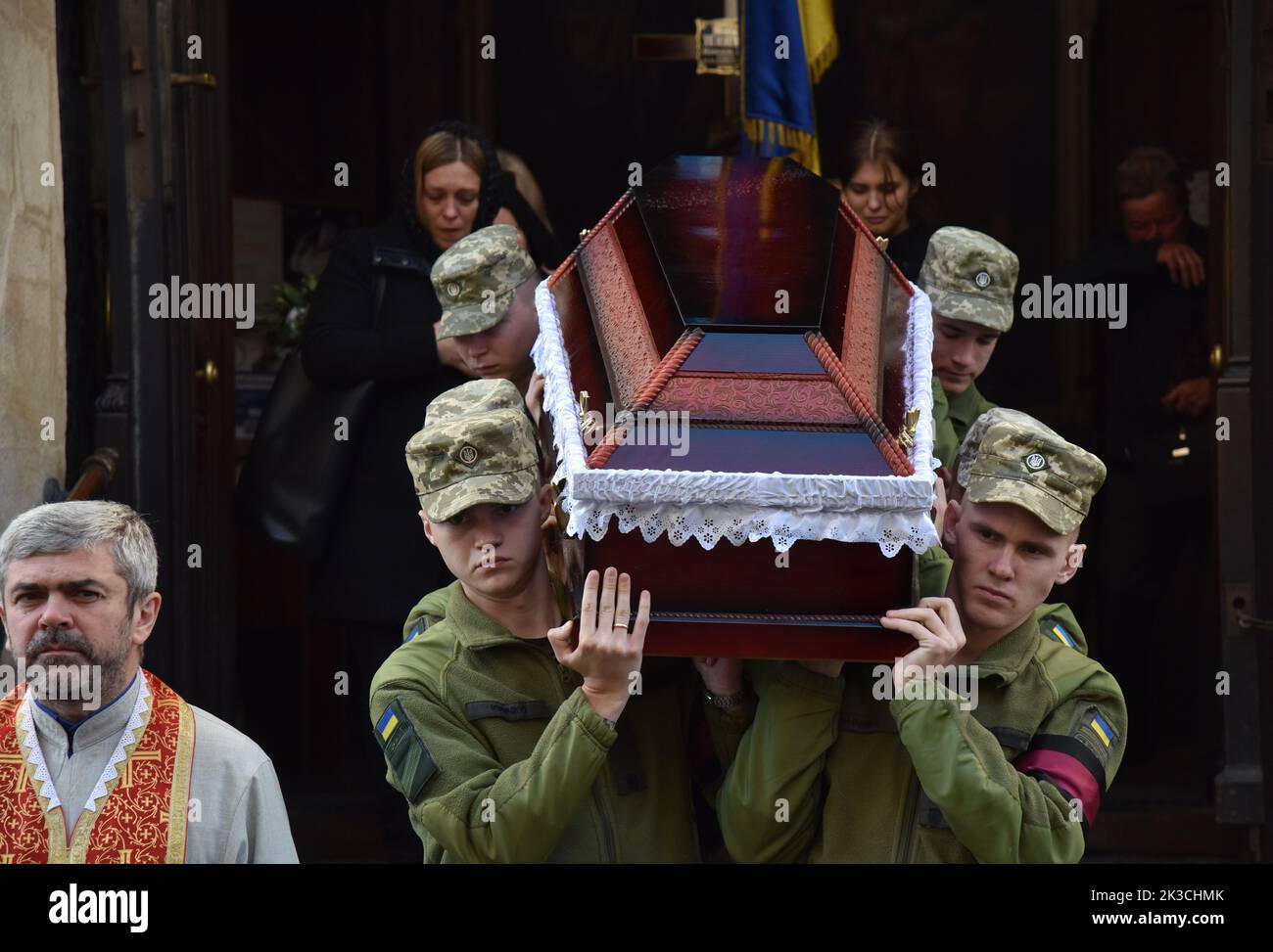 Während der Beerdigung der ukrainischen Soldaten Artem Tolochko, Mykola ...