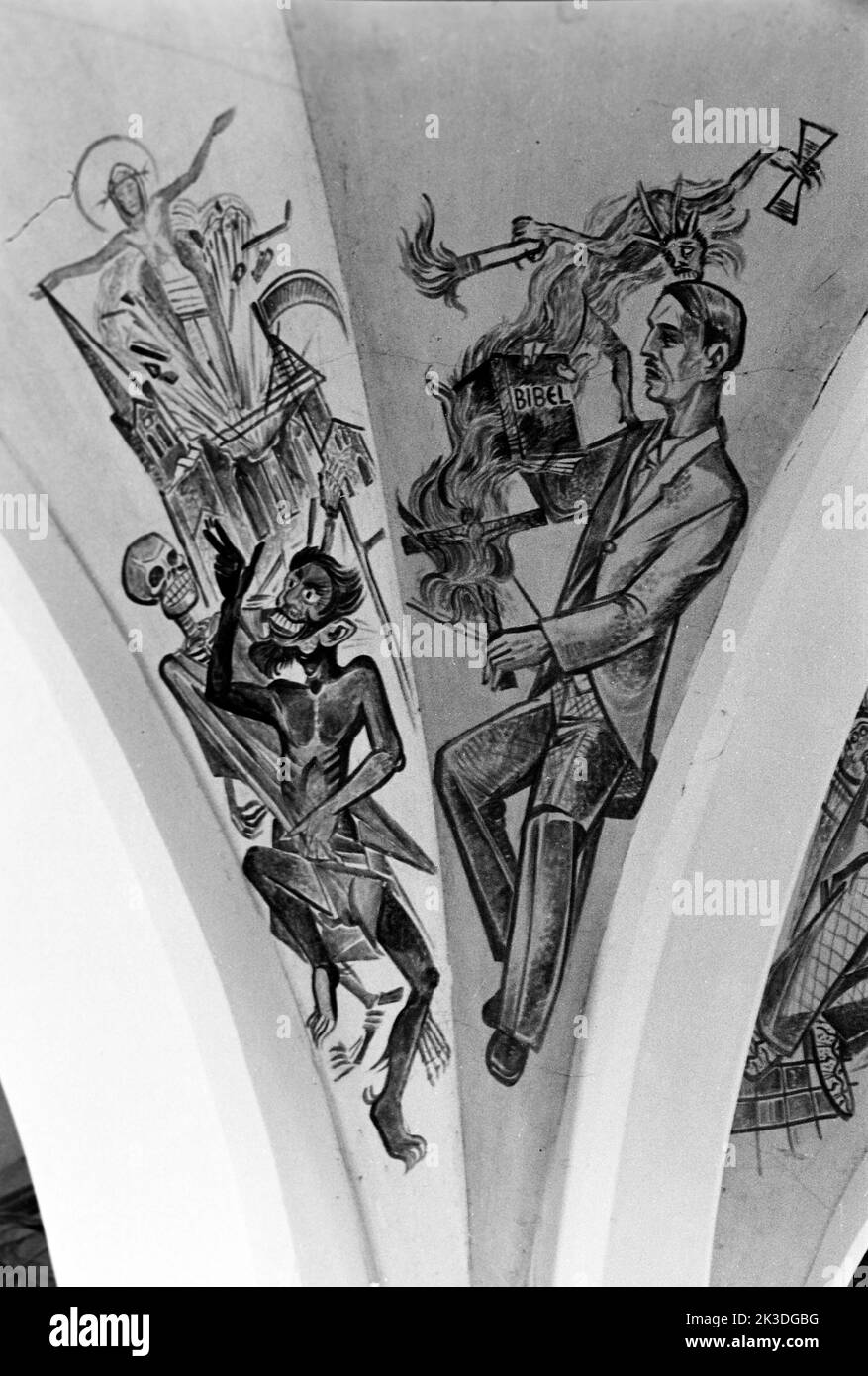 Fresken von Ernst Jansen-Winkeln in der Kirche Sankt Stephanus in ...
