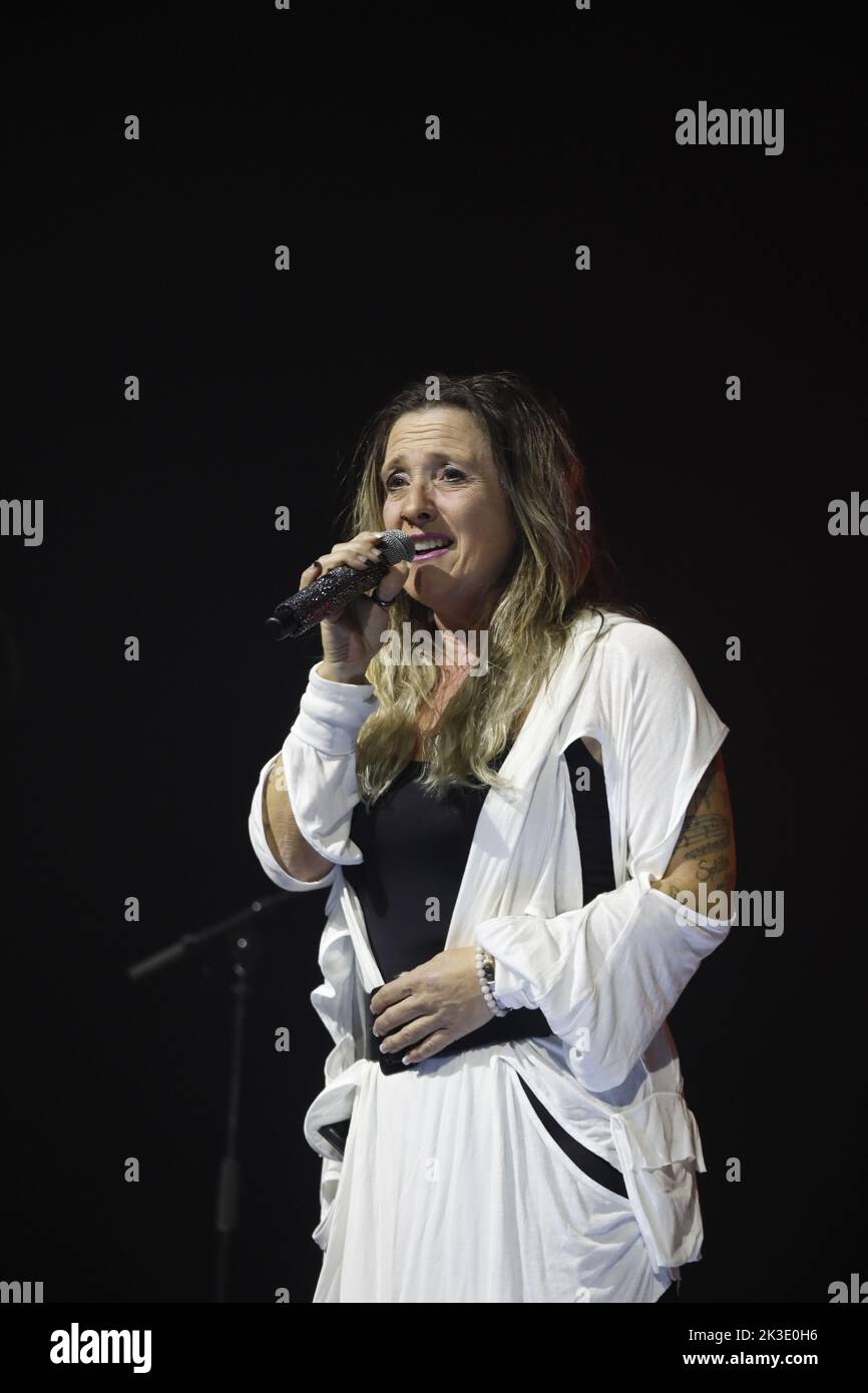 Daniela Ulrich aka Daniela Alfinito bei der 'für unsere Freunde' Tour ...