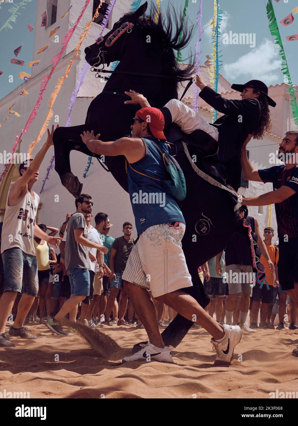 Equestrienne horse -Fotos und -Bildmaterial in hoher Auflösung – Alamy