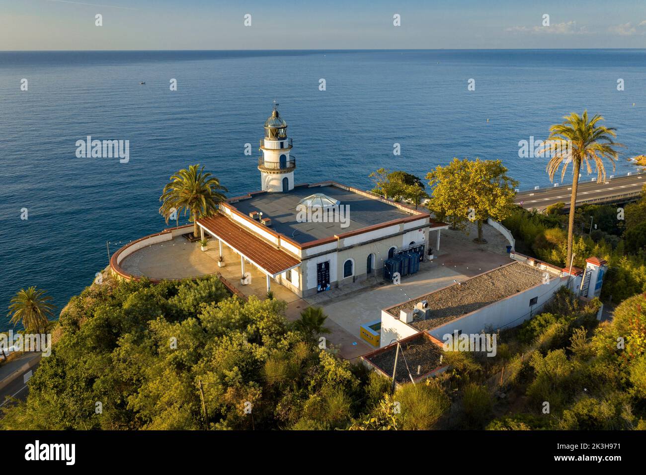 Sonnenaufgang vom Leuchtturm von Calella (Maresme, Barcelona ...