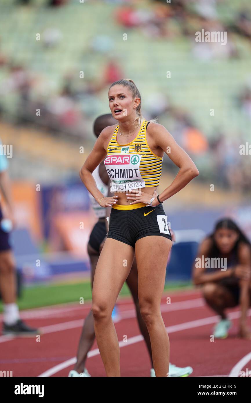 Alica Schmidt nimmt an den 400 Metern der Leichtathletik ...