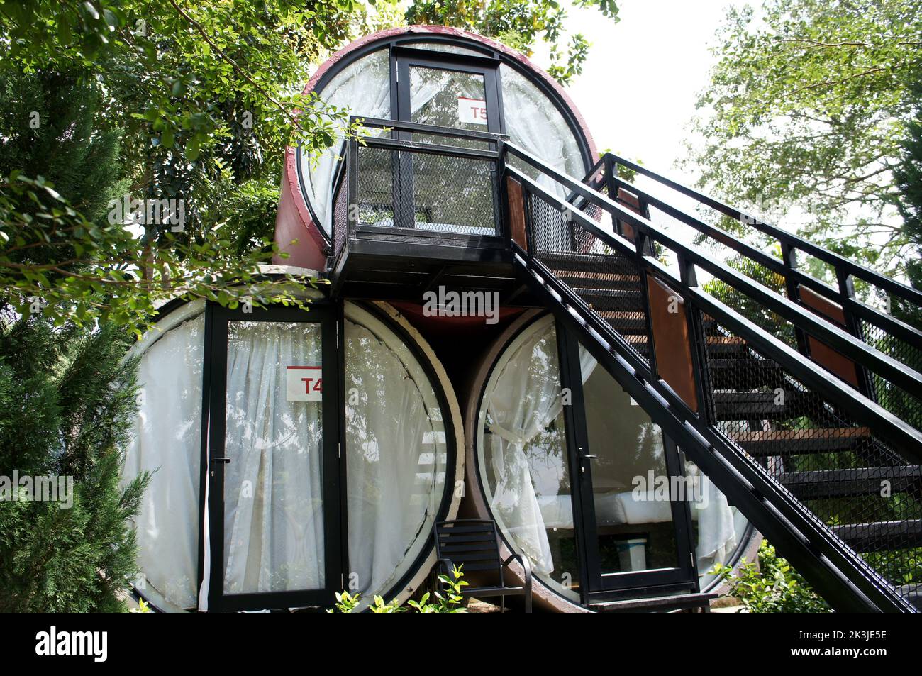 Precast concrete culverts -Fotos und -Bildmaterial in hoher Auflösung – Alamy