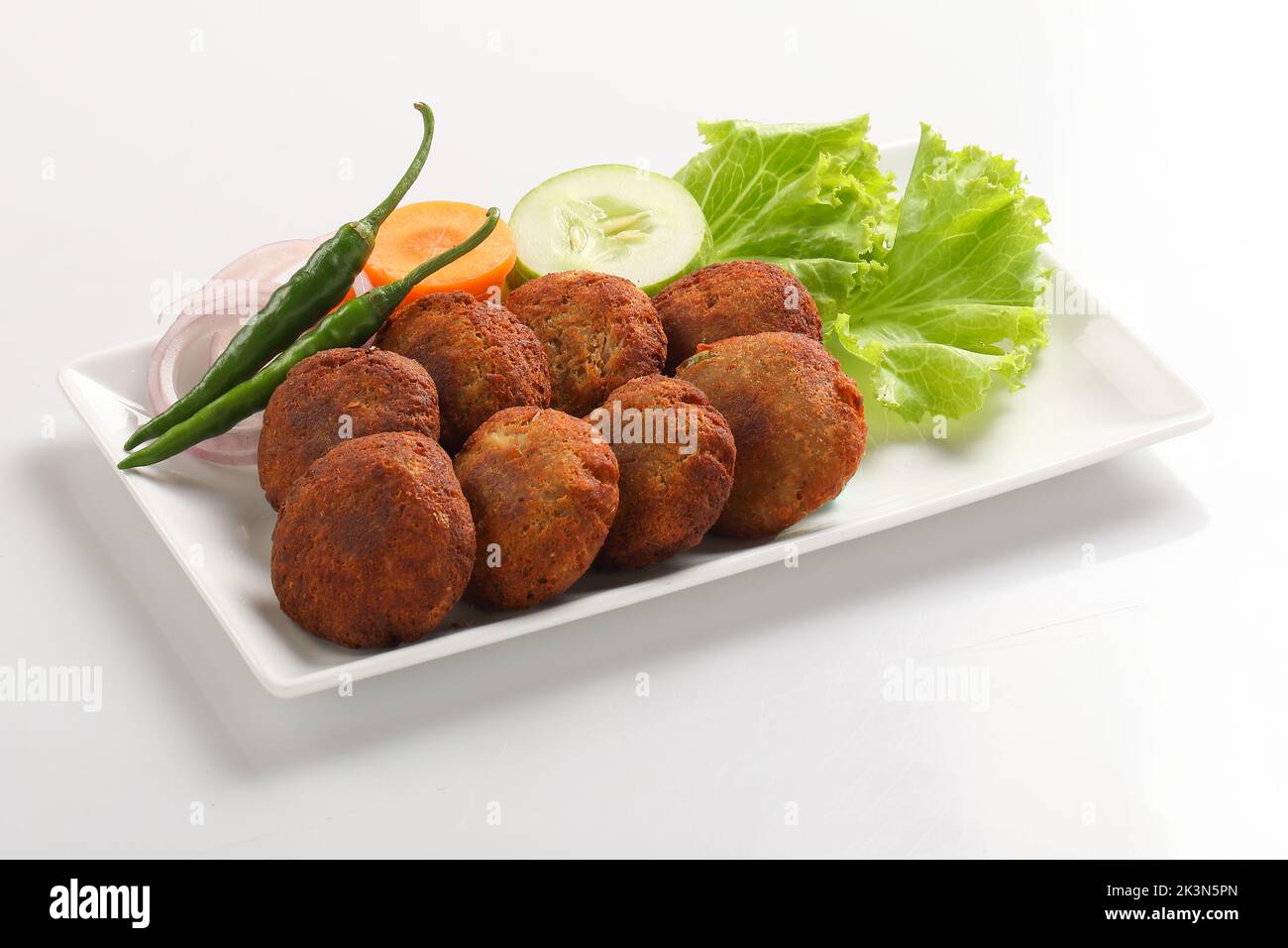 Wie man shami kabab macht -Fotos und -Bildmaterial in hoher Auflösung ...