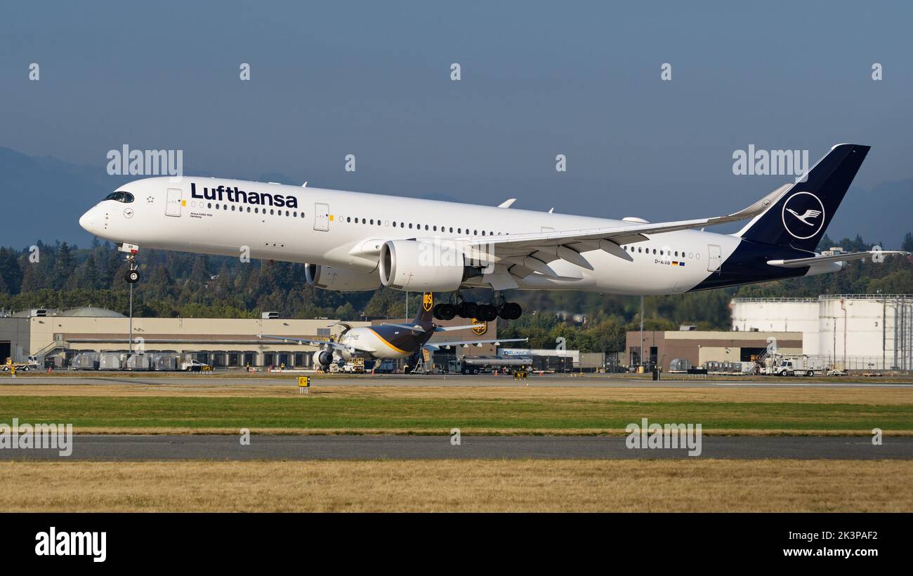Airbus a350 900 lufthansa -Fotos und -Bildmaterial in hoher Auflösung ...