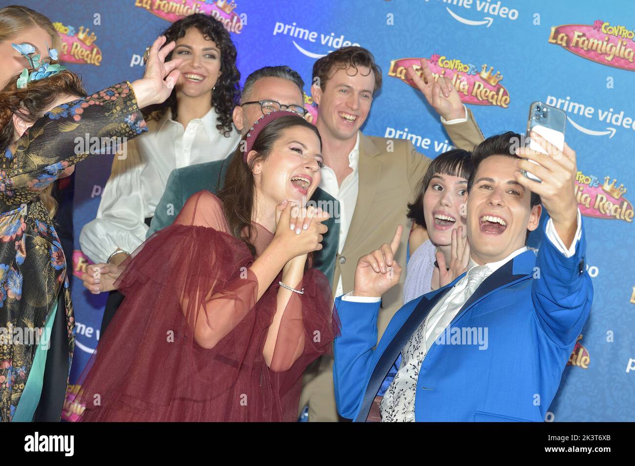 il reggia Gianluca Leuzzi ed il cast con protagonisti Lui e Sofì Luigi ...