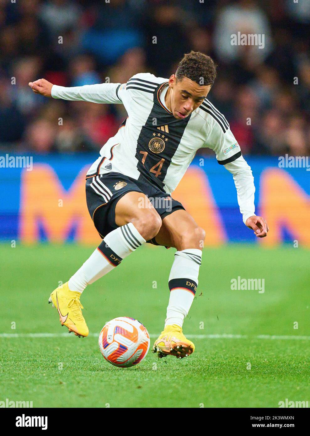 Jamal musiala body -Fotos und -Bildmaterial in hoher Auflösung – Alamy