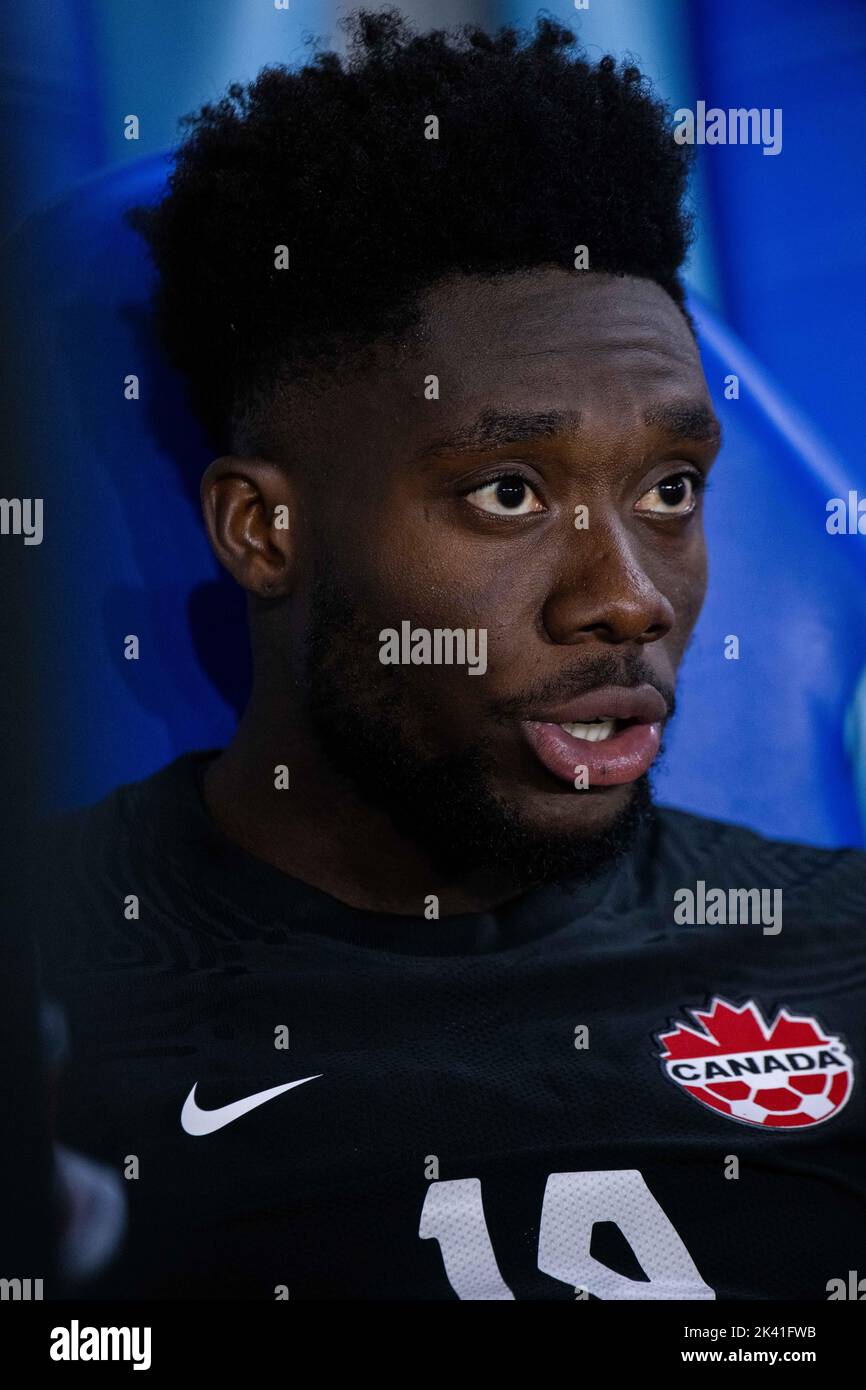 Alphonso davies body -Fotos und -Bildmaterial in hoher Auflösung ...