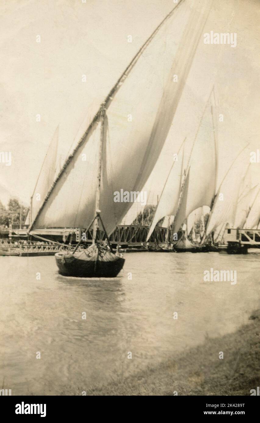 Sailing barges -Fotos und -Bildmaterial in hoher Auflösung – Alamy