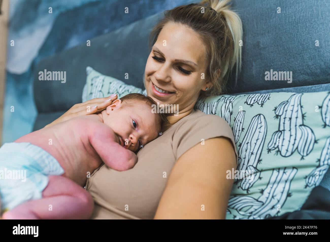 Fetaler schutz -Fotos und -Bildmaterial in hoher Auflösung – Alamy
